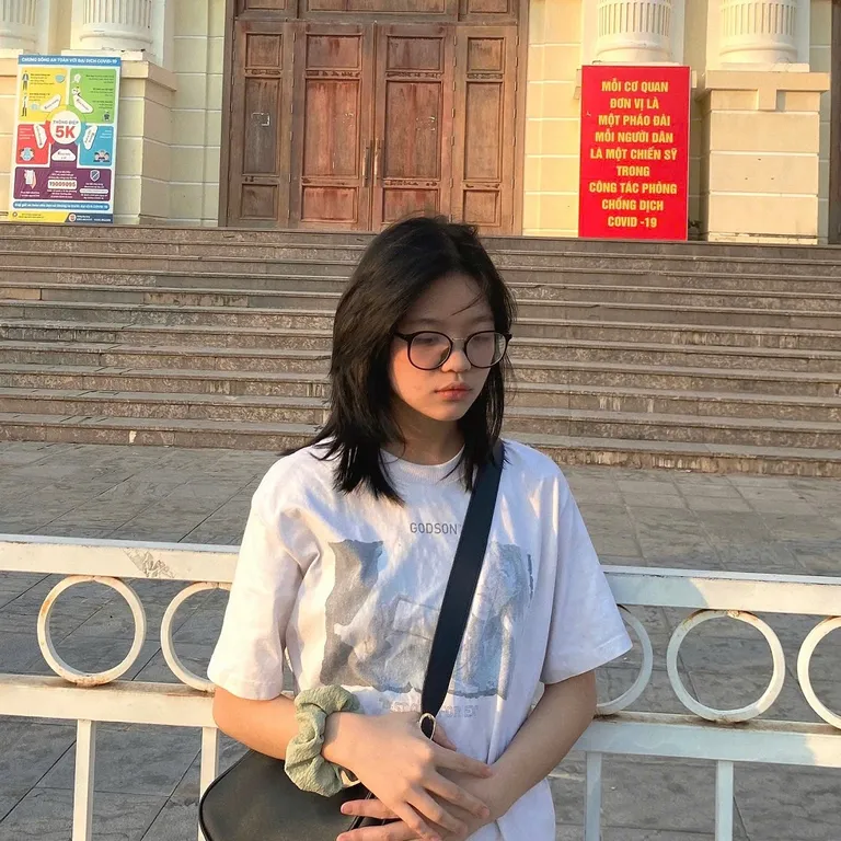 Lùm xùm kẹo rau củ Kera, bài học đắt giá khi người nổi tiếng nhận quảng cáo