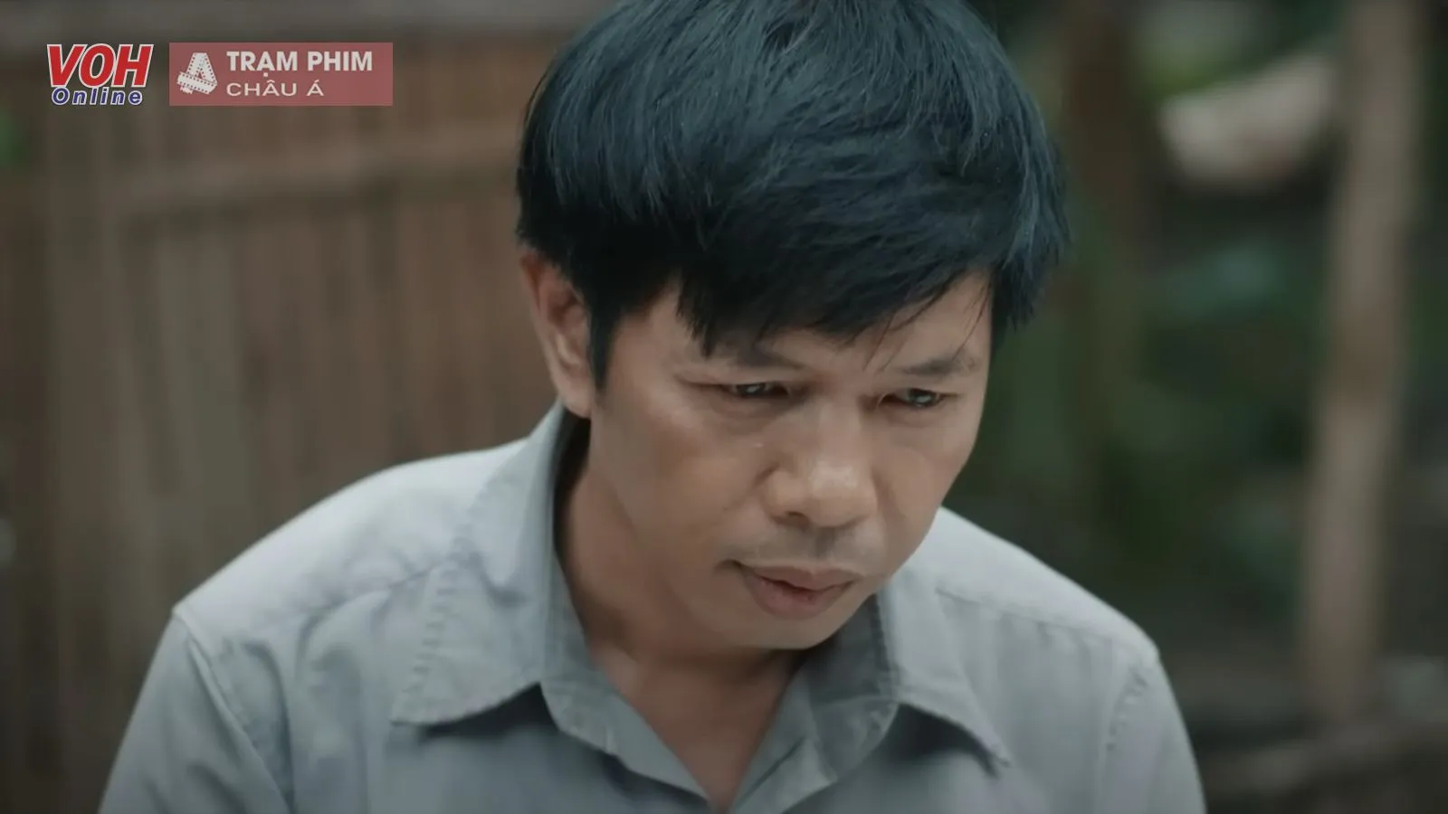 Mẹ Rơm tập 41: Mô 'gù' quỳ gối van xin Xuân trả lại con trong vô vọng..